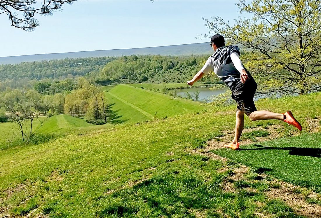 Disc golf professional visits Faylor Lake course | News, Sports, Jobs ...